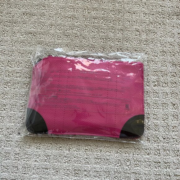 Globe Trotter | Skincare | Nwt Ana Business Class Globe Trotter Amenity ...